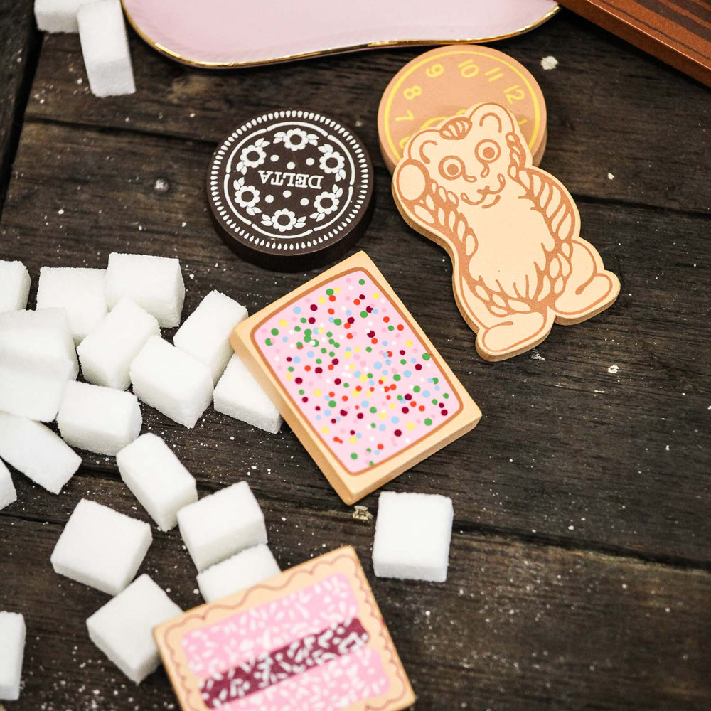 Australian Souvenirs: Toy Bickies with Arnott's branding | makemeiconic