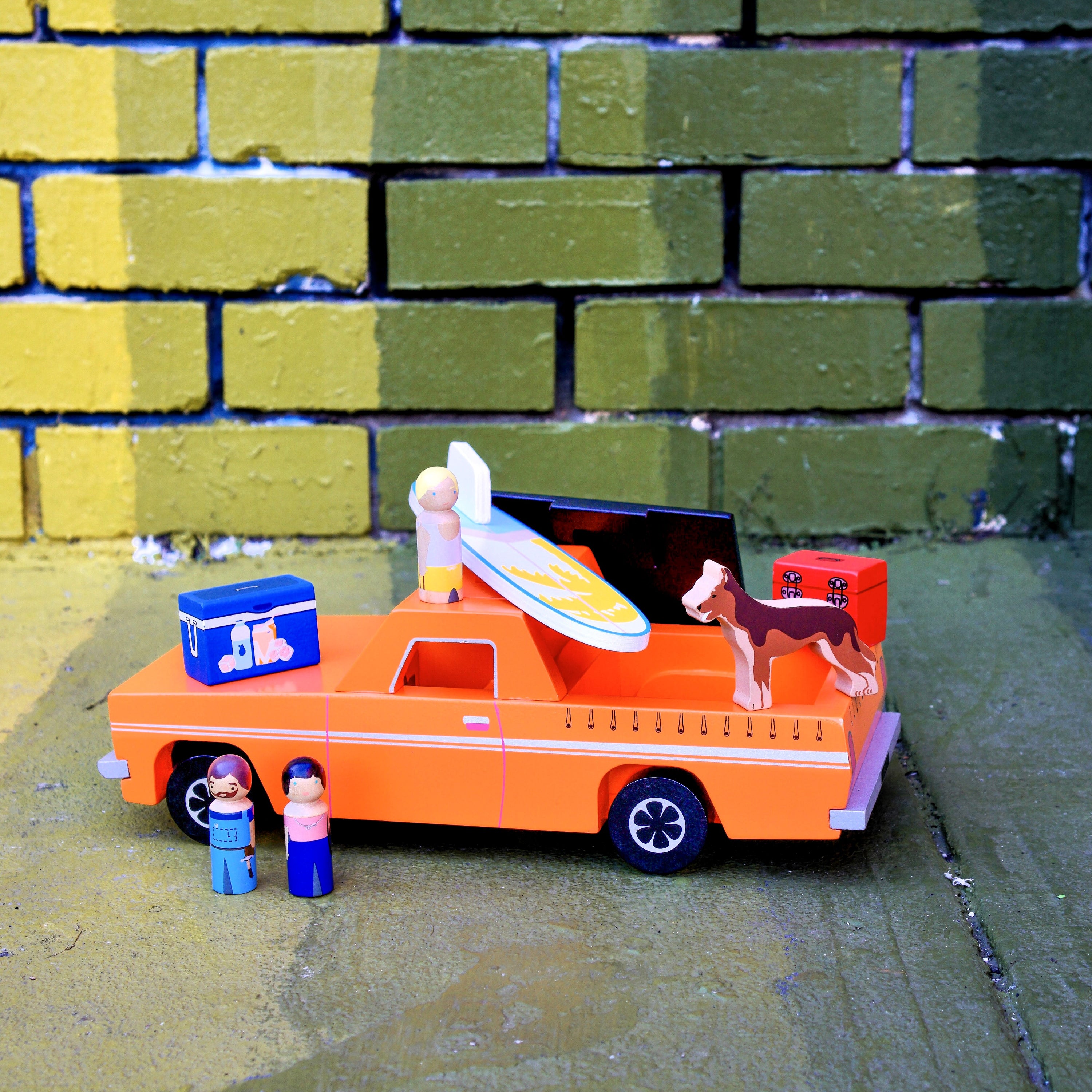 ICONIC WOODEN TOY - AUSTRALIAN UTE | makemeiconic