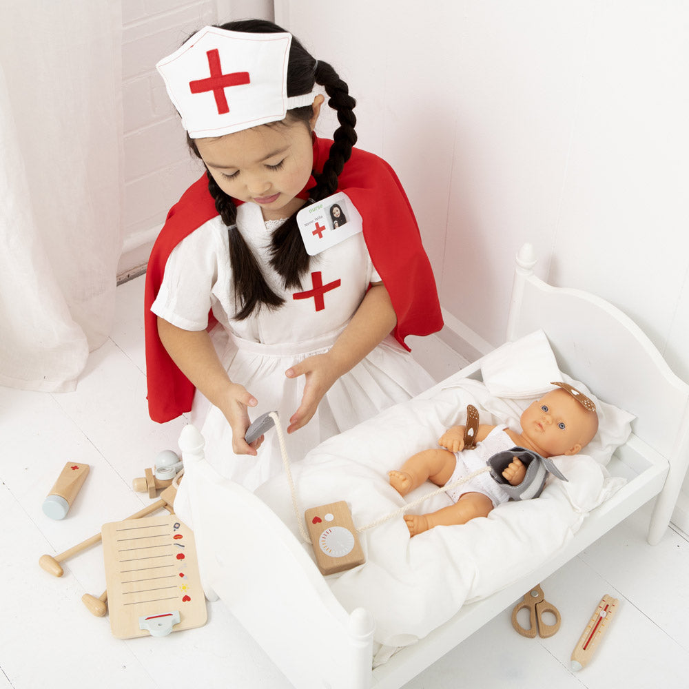 ICONIC WOODEN TOY - DOCTOR KIT | makemeiconic