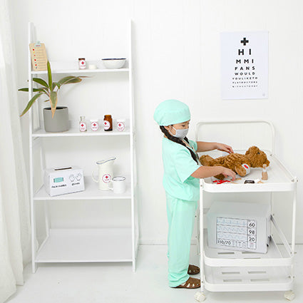 ICONIC WOODEN TOY - SURGEON KIT | makemeiconic