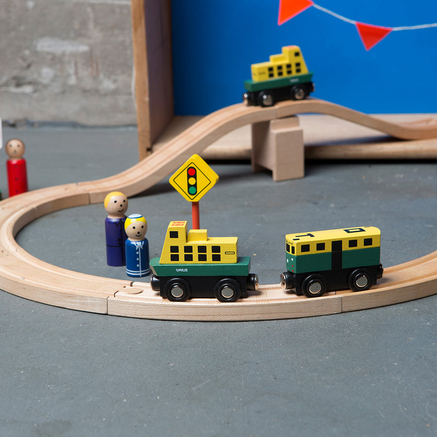 ICONIC TOY - MINI MELBOURNE TRAM | makemeiconic