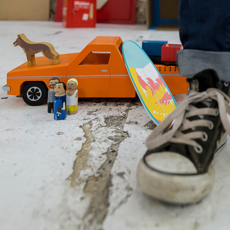 ICONIC TOY - AUSTRALIAN UTE | makemeiconic