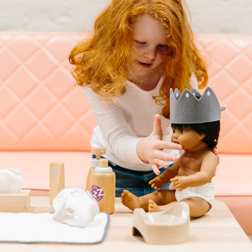ICONIC TOY - DOLL NURTURING KIT | makemeiconic